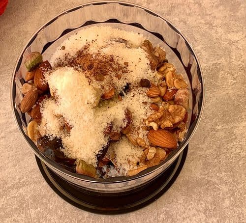 Date Snack Balls recipe