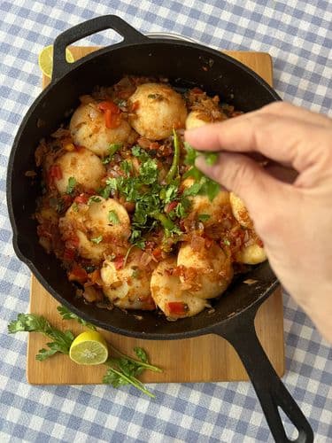 Zesty Tadka Idli: South Indian Delight in Every Bite! recipe